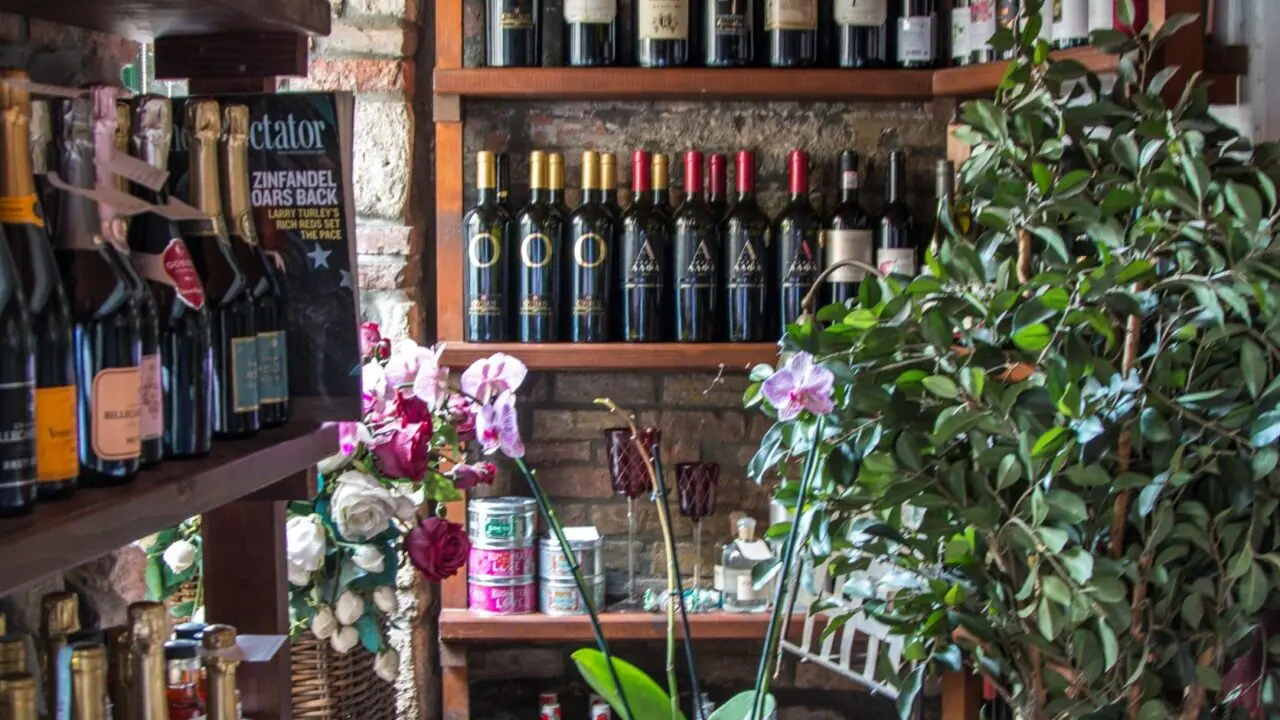 Wine, Wonders & Myths